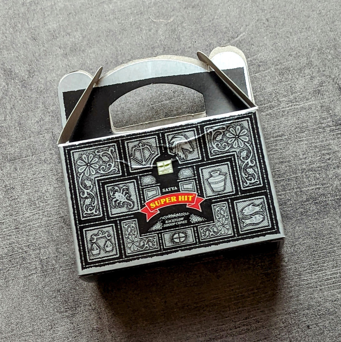 Satya Sai Baba - 24 Super Hit Backflow Dhoop Cones – The Triangle